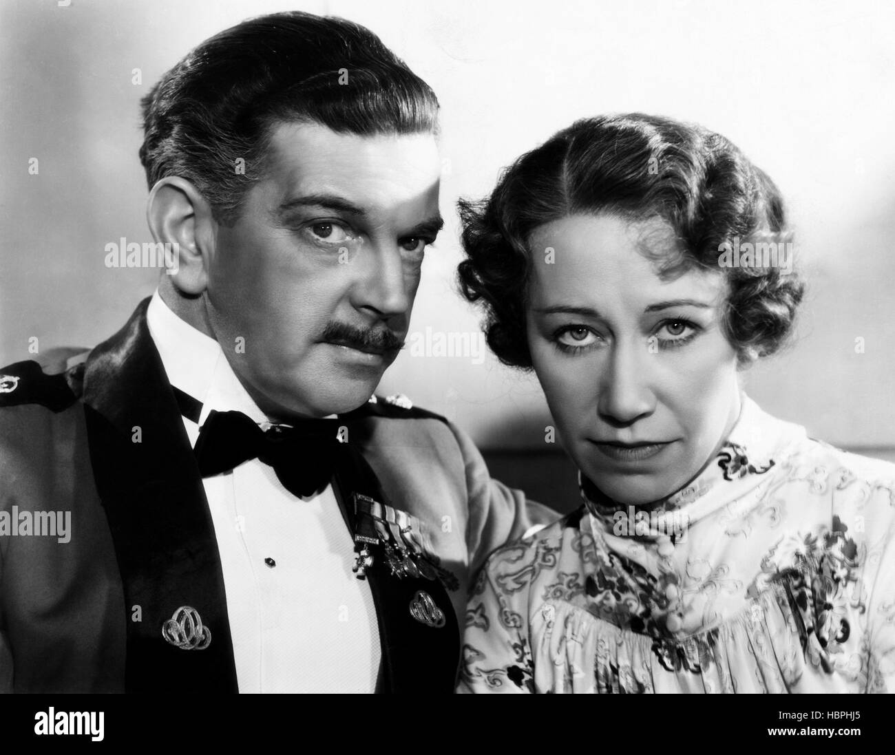 FAREWELL AGAIN, (aka TROOPSHIP), from left, Leslie Banks, Flora Robson, 1937 Stock Photo - Alamy