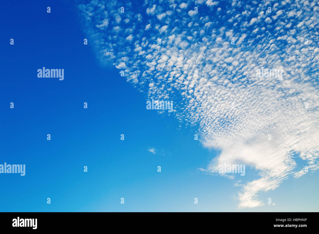 Sky with tiny clouds Stock Photo - Alamy