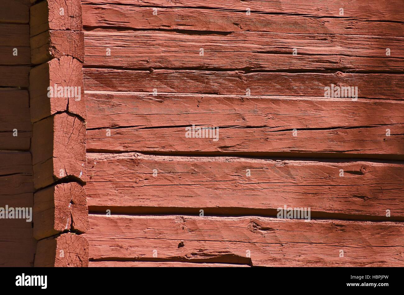 corner construction of a red block house Stock Photo - Alamy