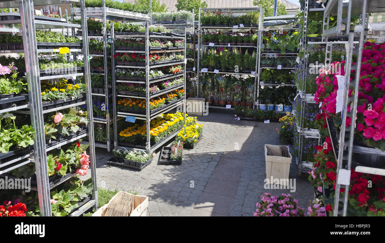 Racks hi-res stock photography and images - Alamy