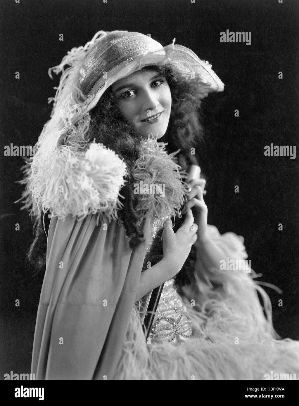FIFTH AVENUE MODELS, Mary Philbin, 1925 Stock Photo - Alamy