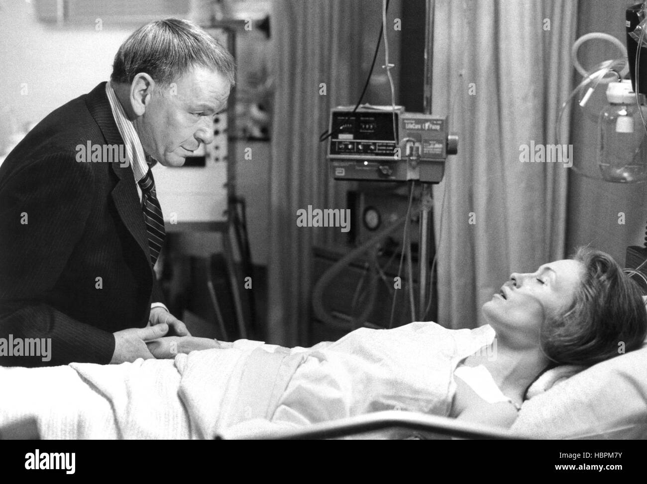 THE FIRST DEADLY SIN, from left: Frank Sinatra, Faye Dunaway, 1980 ...