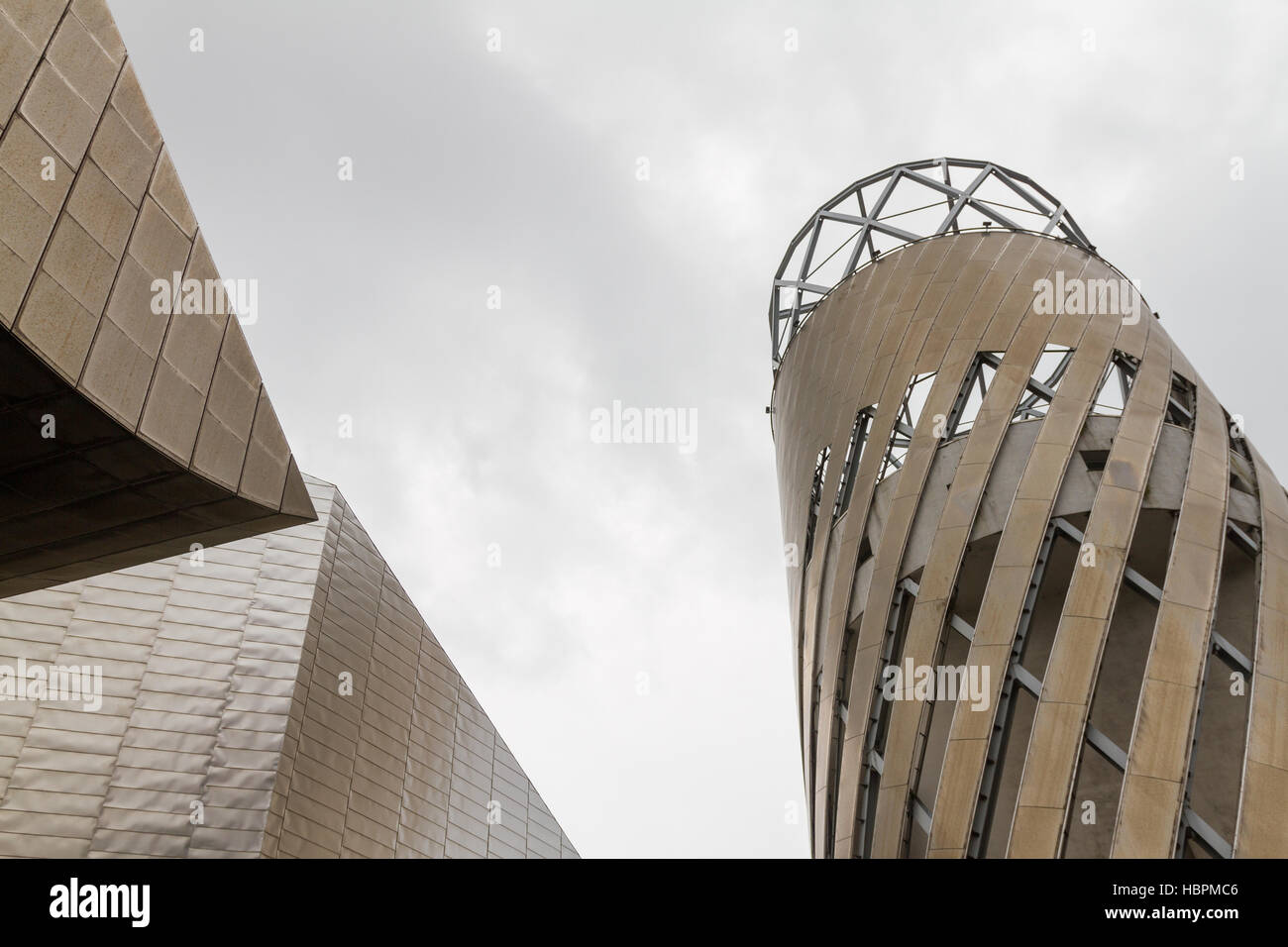 Lowry center architecture hi-res stock photography and images - Alamy
