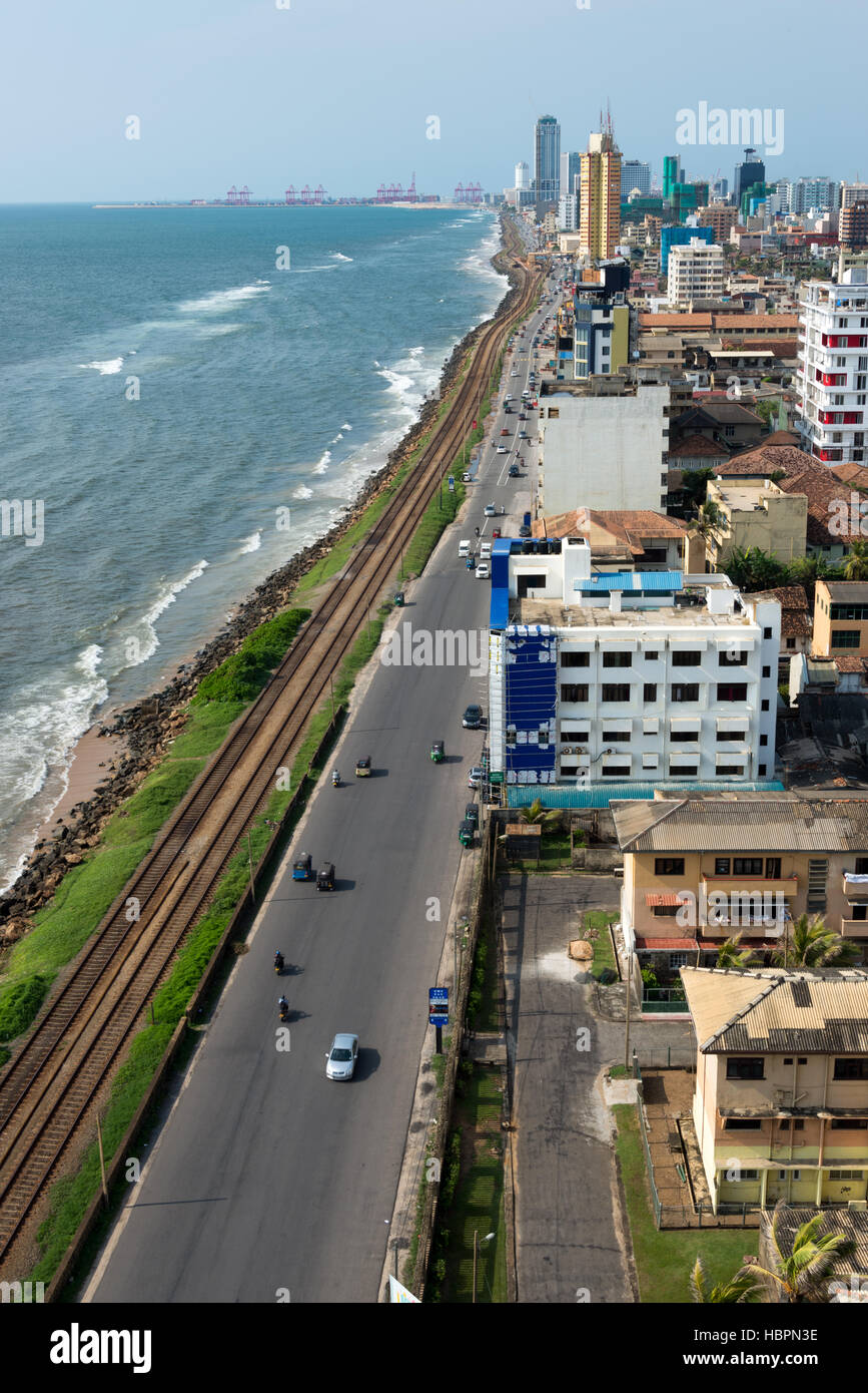 Colombo harbour hi-res stock photography and images - Alamy