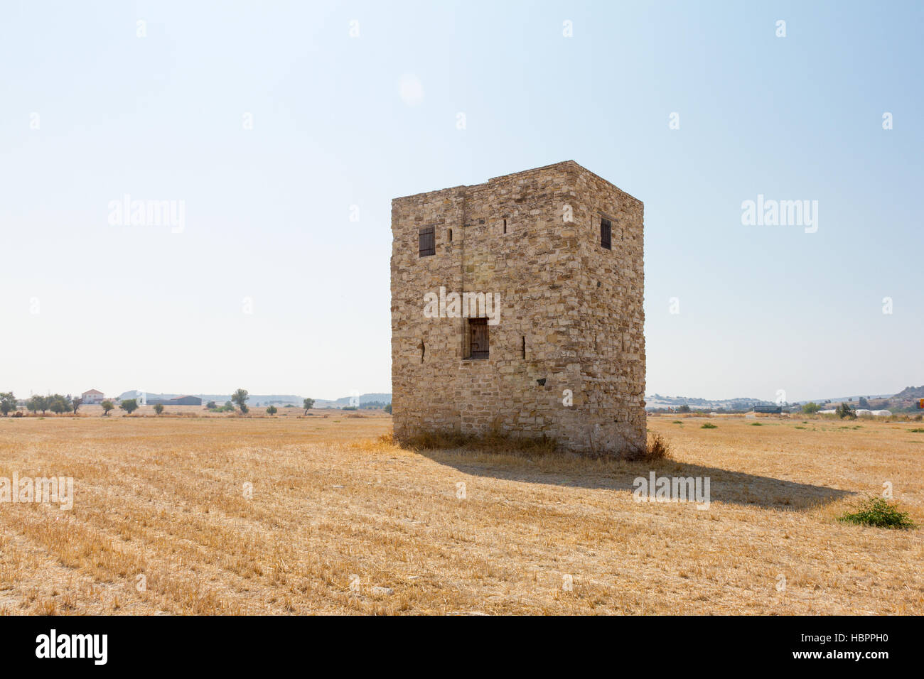 Cube shaped building hi-res stock photography and images - Alamy