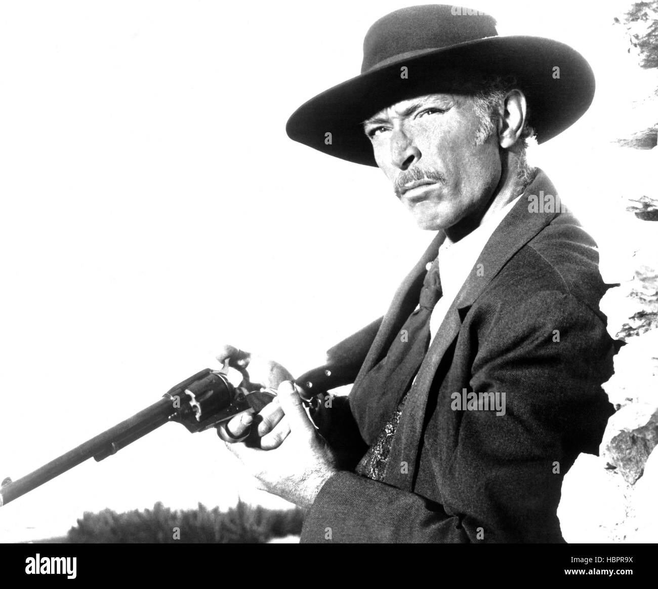 FOR A FEW DOLLARS MORE, Lee van Cleef, 1965 Stock Photo - Alamy
