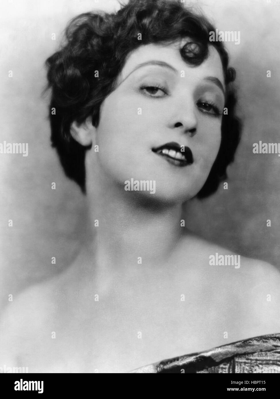 4 DEVILS, (aka FOUR DEVILS), Mary Duncan, 1928, TM & Copyright ©20th ...