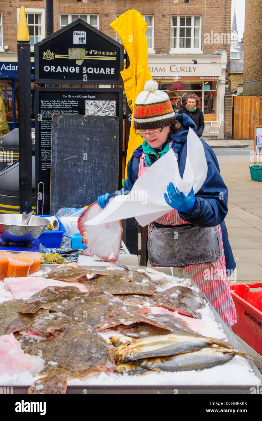 Farmer market england hi-res stock photography and images - Alamy