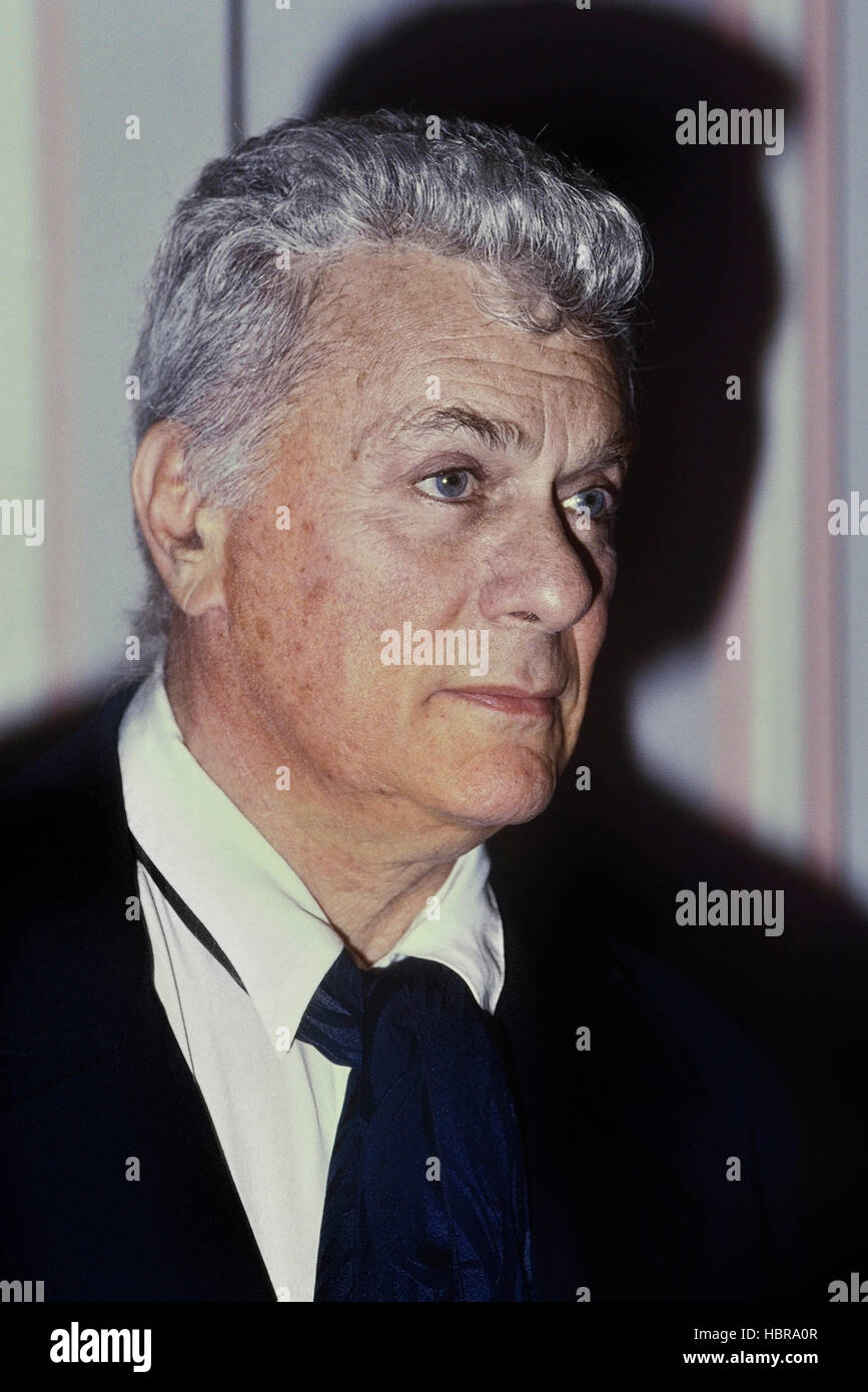 Tony Curtis actor showing a selection of his paintings in London 1989 ...
