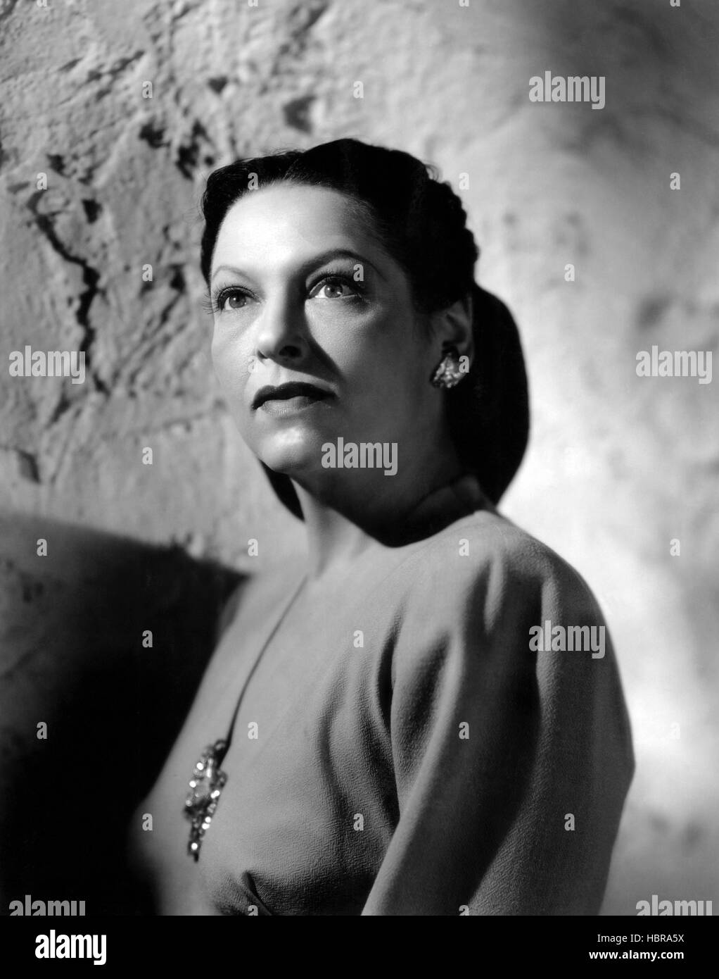 ENTER ARSENE LUPIN, Gale Sondergaard, 1944 Stock Photo - Alamy