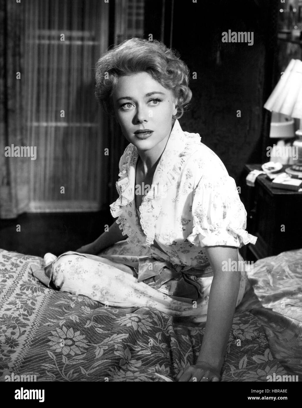 ENCORE, (Gigolo and Gigolette segment), Glynis Johns, 1952 Stock Photo ...