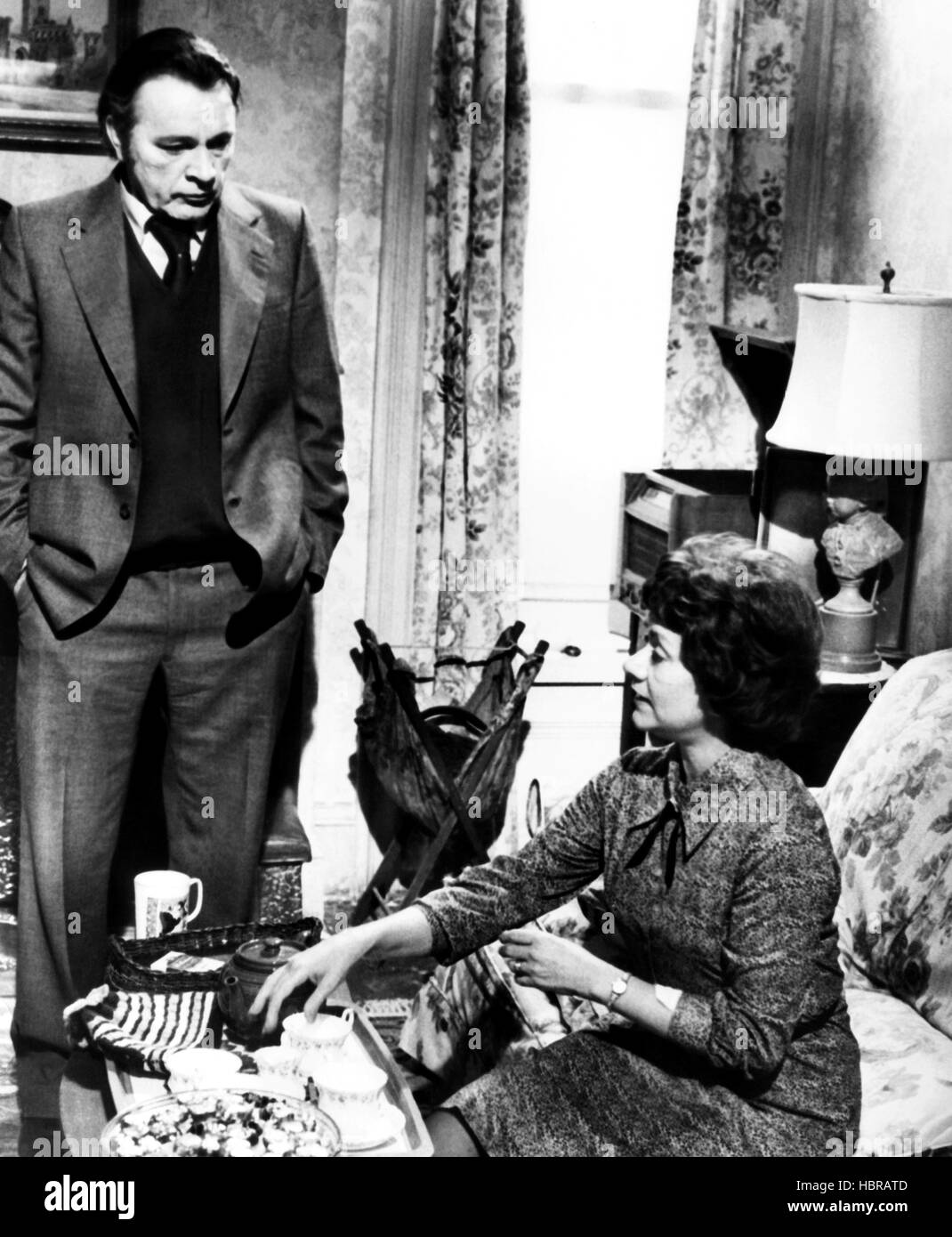 EQUUS, from left, Richard Burton, Joan Plowright, 1977 Stock Photo - Alamy