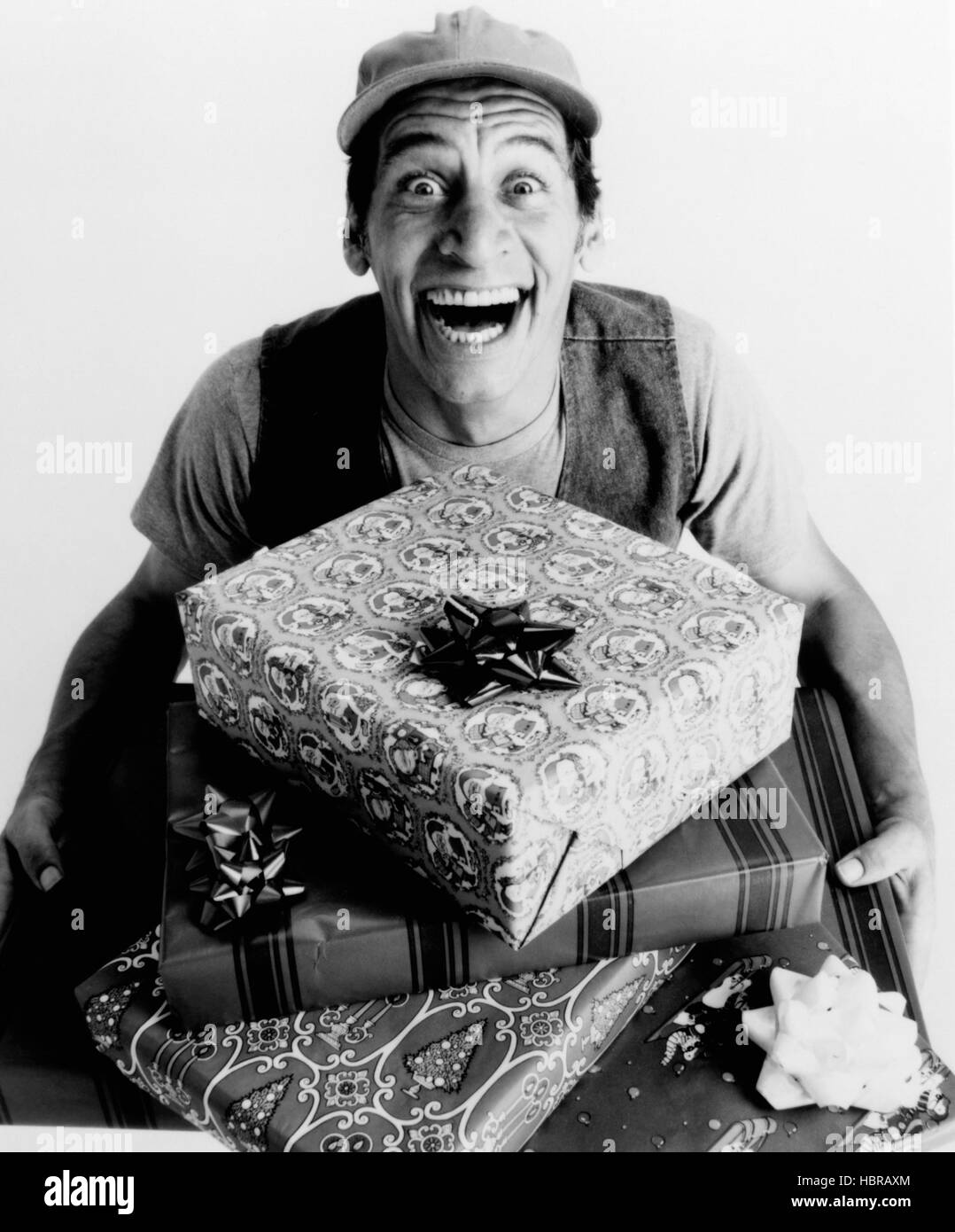 ERNEST SAVES CHRISTMAS, Jim Varney, 1988, ©Buena Vista Pictures ...