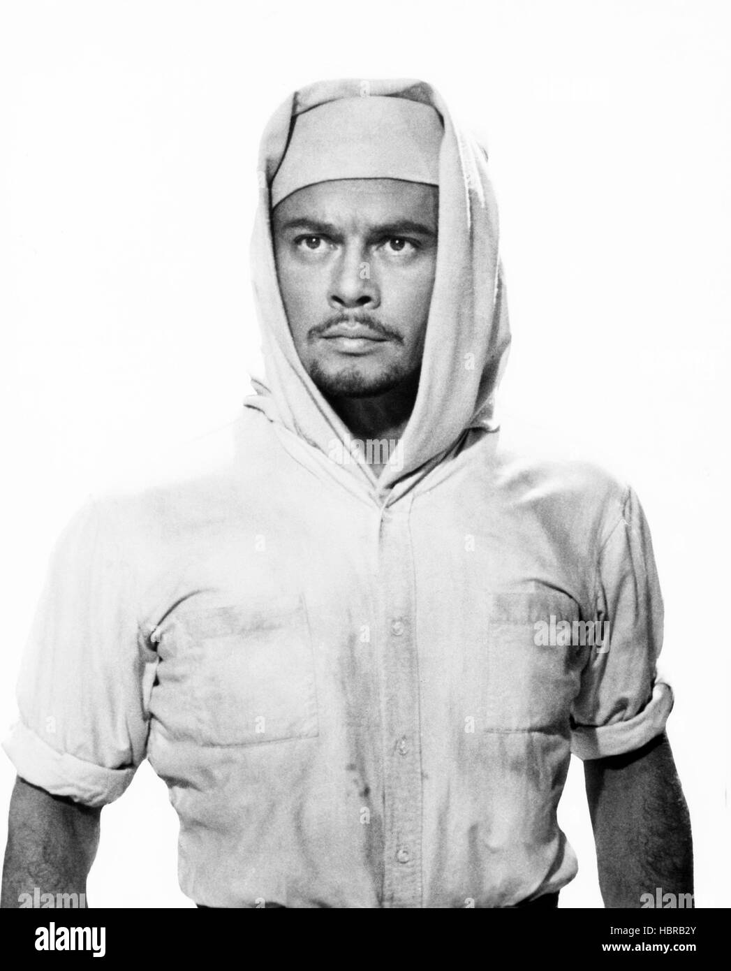 ESCAPE FROM ZAHRAIN, Yul Brynner, 1962 Stock Photo - Alamy