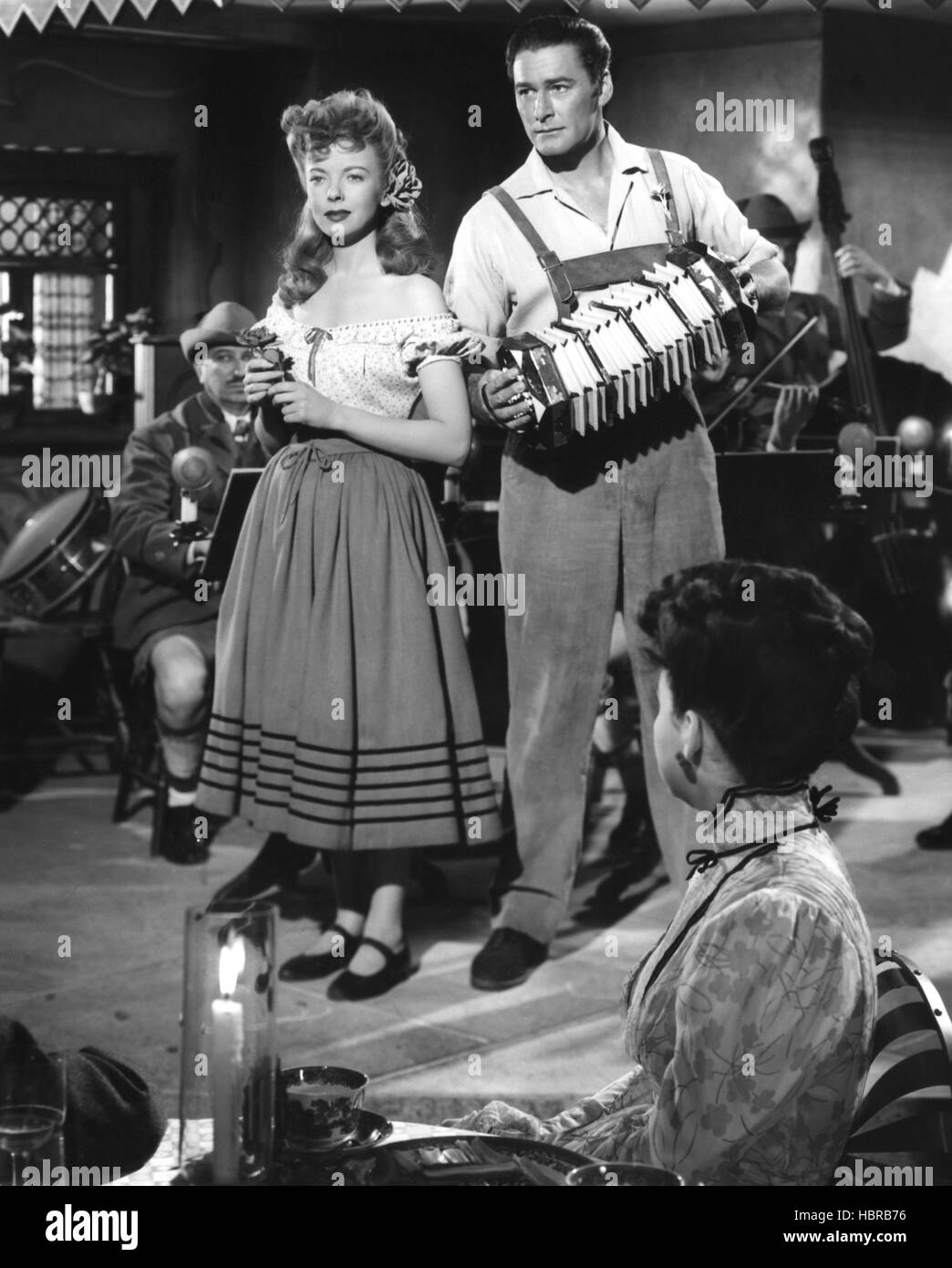 ESCAPE ME NEVER, Ida Lupino, Errol Flynn, 1947 Stock Photo - Alamy