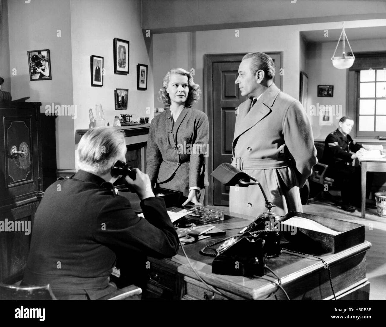 ESCAPE ROUTE, (aka I'LL GET YOU), from left, Sally Gray, George Raft ...