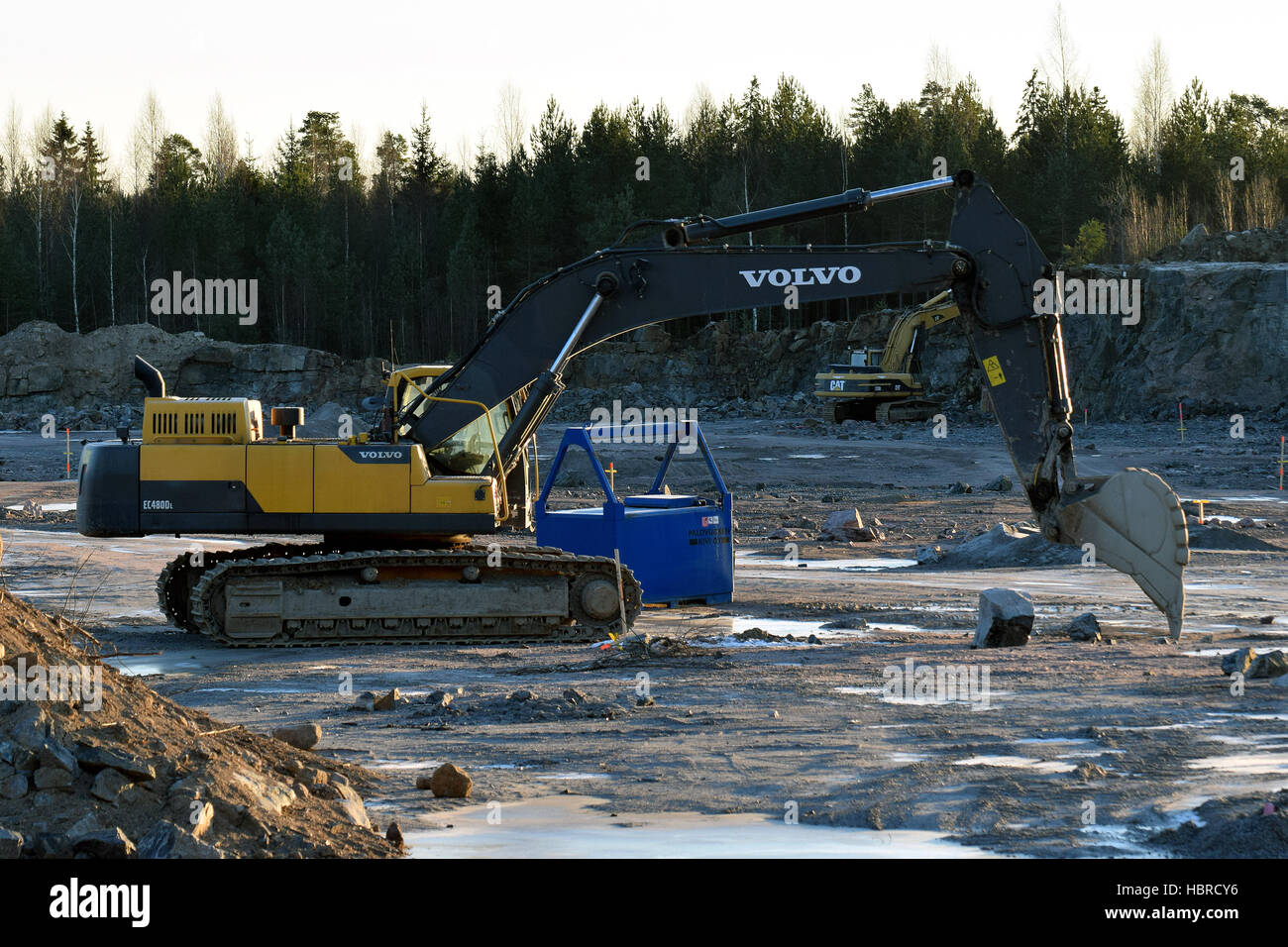 Volvo excavator hi-res stock photography and images - Alamy