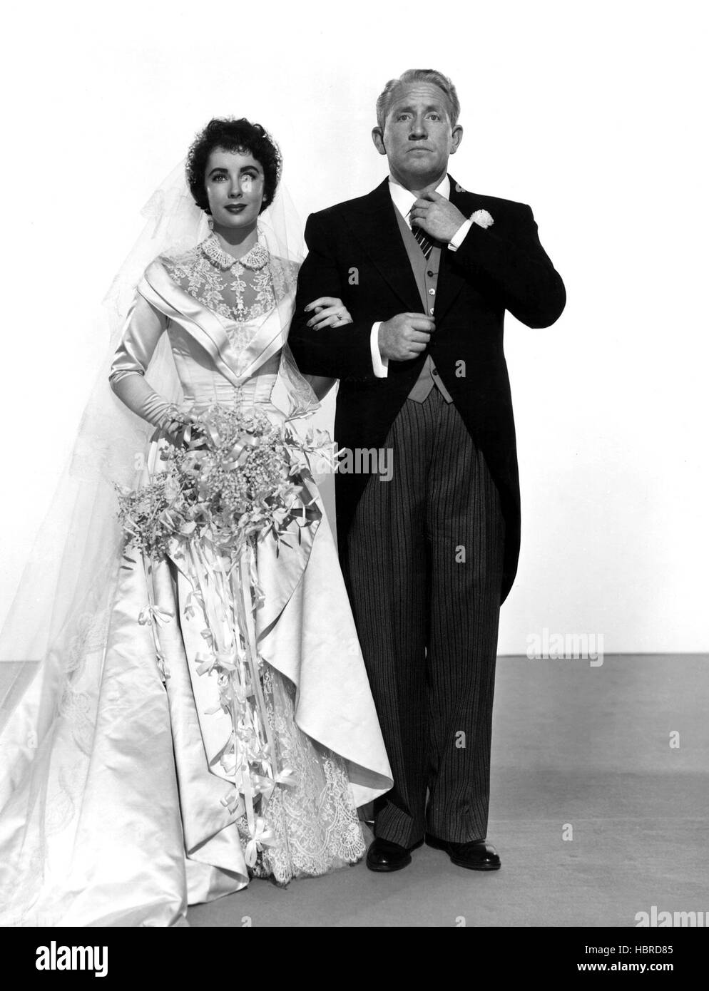 FATHER OF THE BRIDE, Elizabeth Taylor, Spencer Tracy, 1950 Stock Photo ...