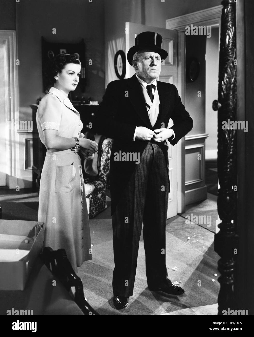 FATHER OF THE BRIDE, from left: Joan Bennett, Spencer Tracy, 1950 Stock ...