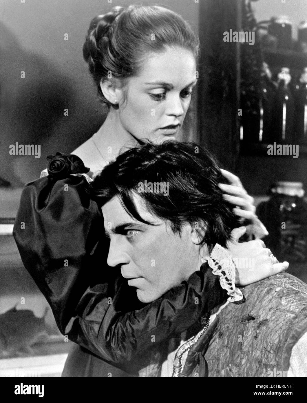 THE FIXER, from top, Elizabeth Hartman, Alan Bates, 1968 Stock Photo ...