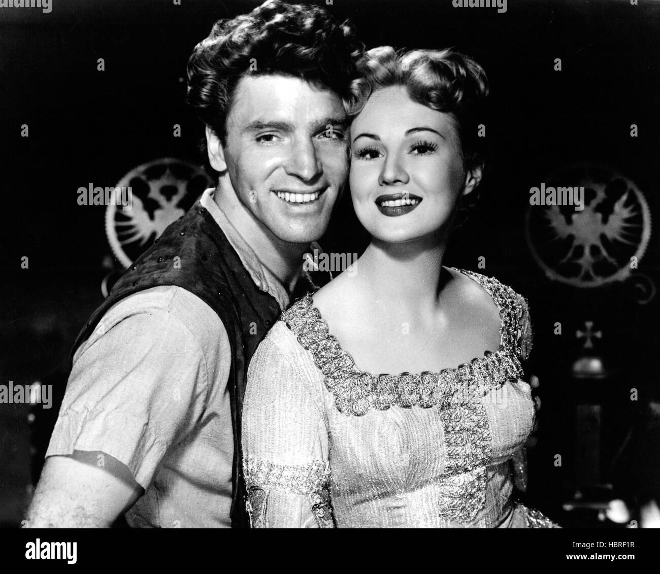 THE FLAME AND THE ARROW, Burt Lancaster, Virginia Mayo, 1950 Stock Photo - Alamy