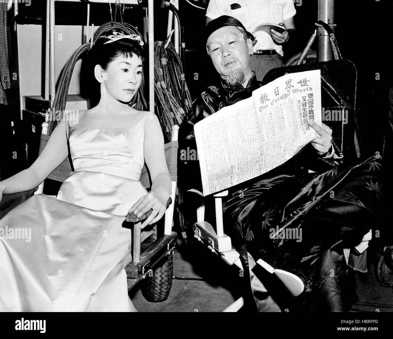 FLOWER DRUM SONG, from left: Miyoshi Umeki, Benson Fong with the ...