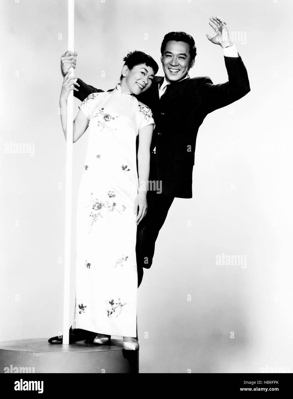 FLOWER DRUM SONG, from left: Miyoshi Umeki, James Shigeta, 1961 Stock ...