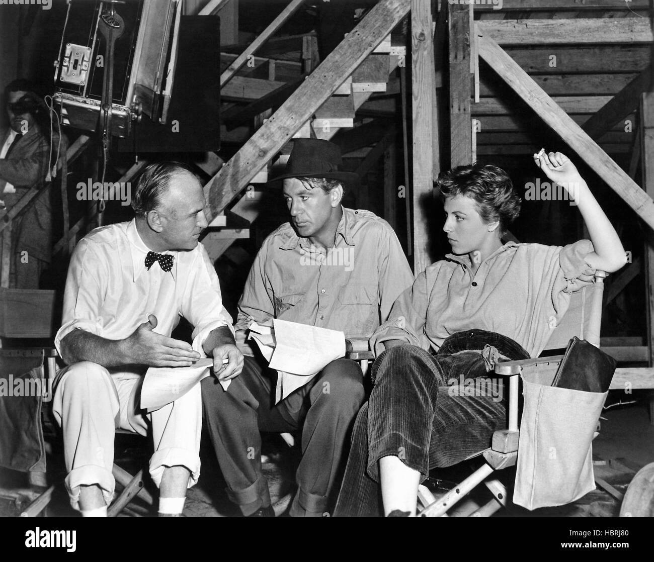 FOR WHOM THE BELL TOLLS, director Sam Wood, Gary Cooper, Vera Zorina ...