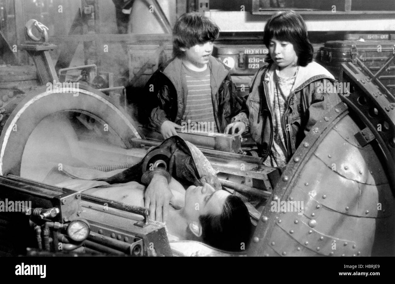 FOREVER YOUNG, clockwise from bottom, Mel Gibson, Elijah Wood, Robert ...