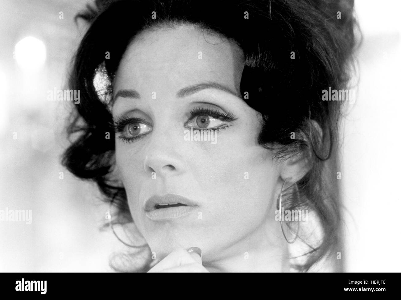 FREEBIE AND THE BEAN, Valerie Harper, 1974 Stock Photo - Alamy