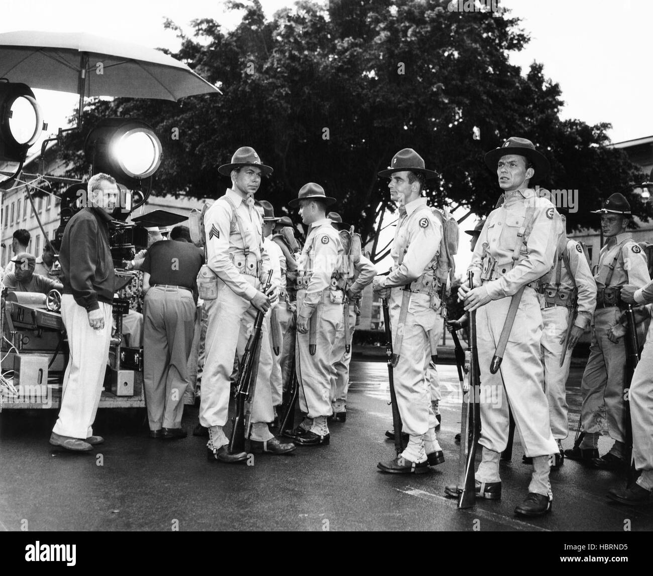 FROM HERE TO ETERNITY, from left: cinematographer Burnett Guffey ...