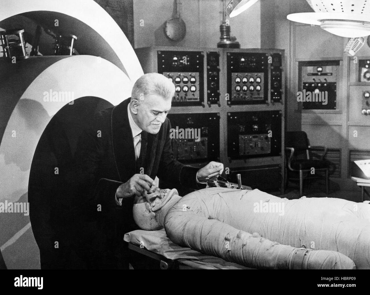 FRANKENSTEIN 1970, Boris Karloff, 1958 Stock Photo - Alamy