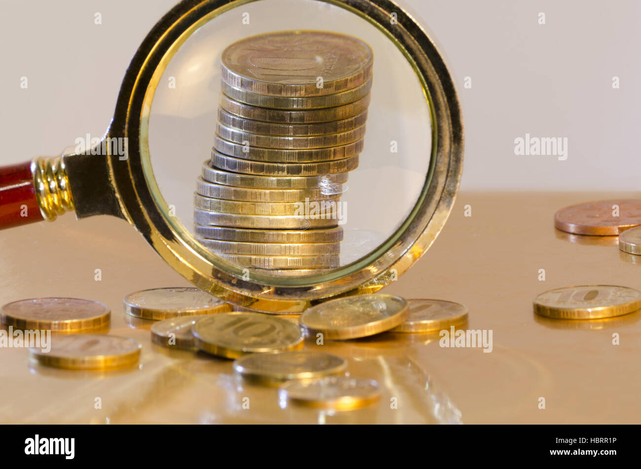 Money under the magnifying glass hi-res stock photography and images ...