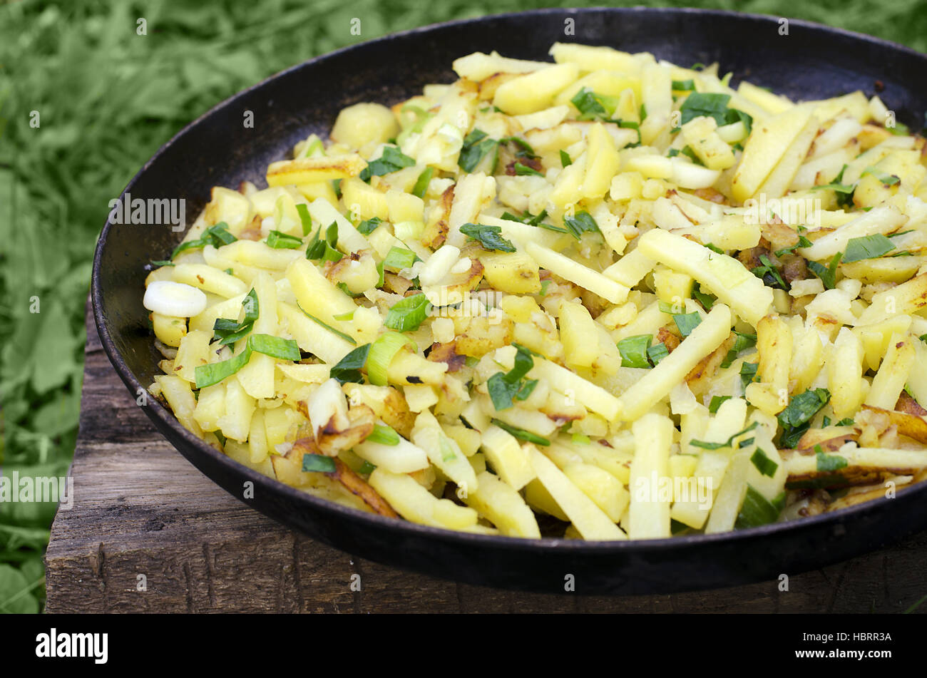 Frying chips hi-res stock photography and images - Alamy