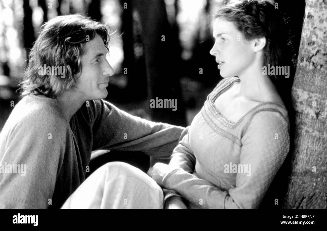 FIRST KNIGHT, from left, Richard Gere, Julia Ormond, 1995, ©Columbia ...