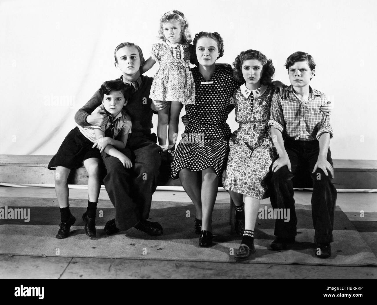 FIVE LITTLE PEPPERS AND HOW THEY GREW, from left, Bobby Larson, Charles ...