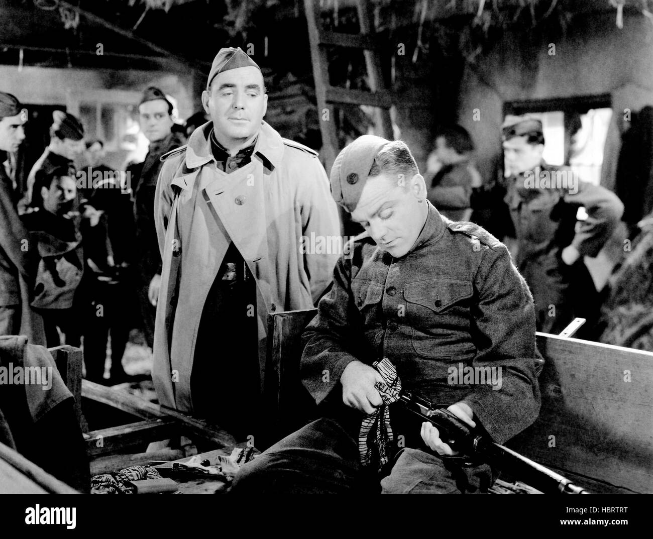 THE FIGHTING 69TH, from left, Pat O'Brien, James Cagney, 1940 Stock ...