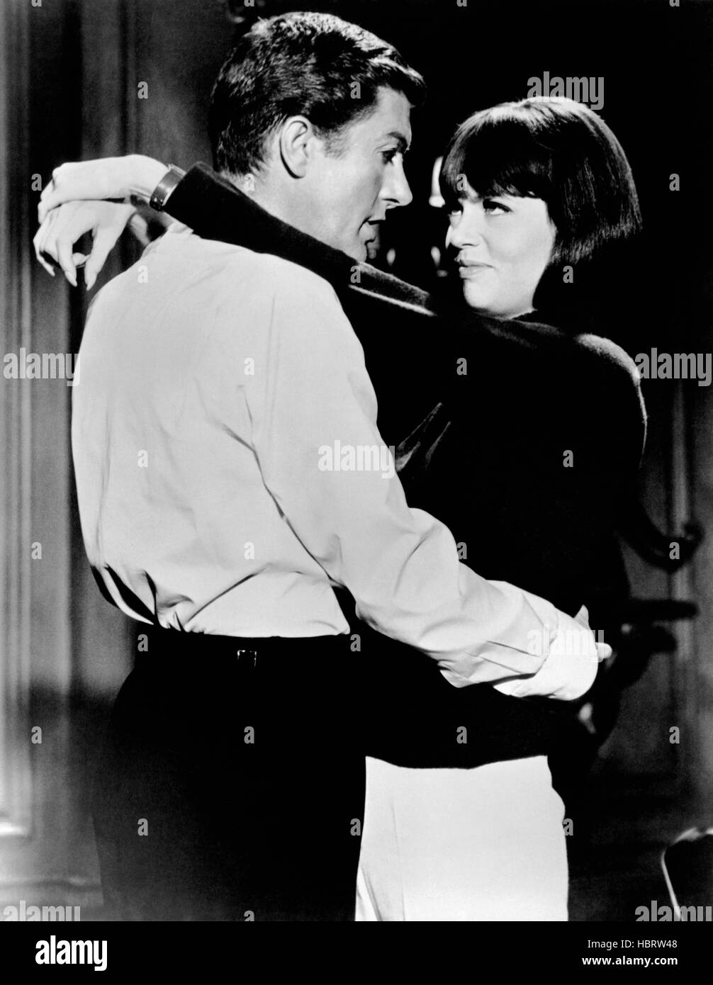 FITZWILLY, from left, Dick Van Dyke, Barbara Feldon, 1967 Stock Photo ...