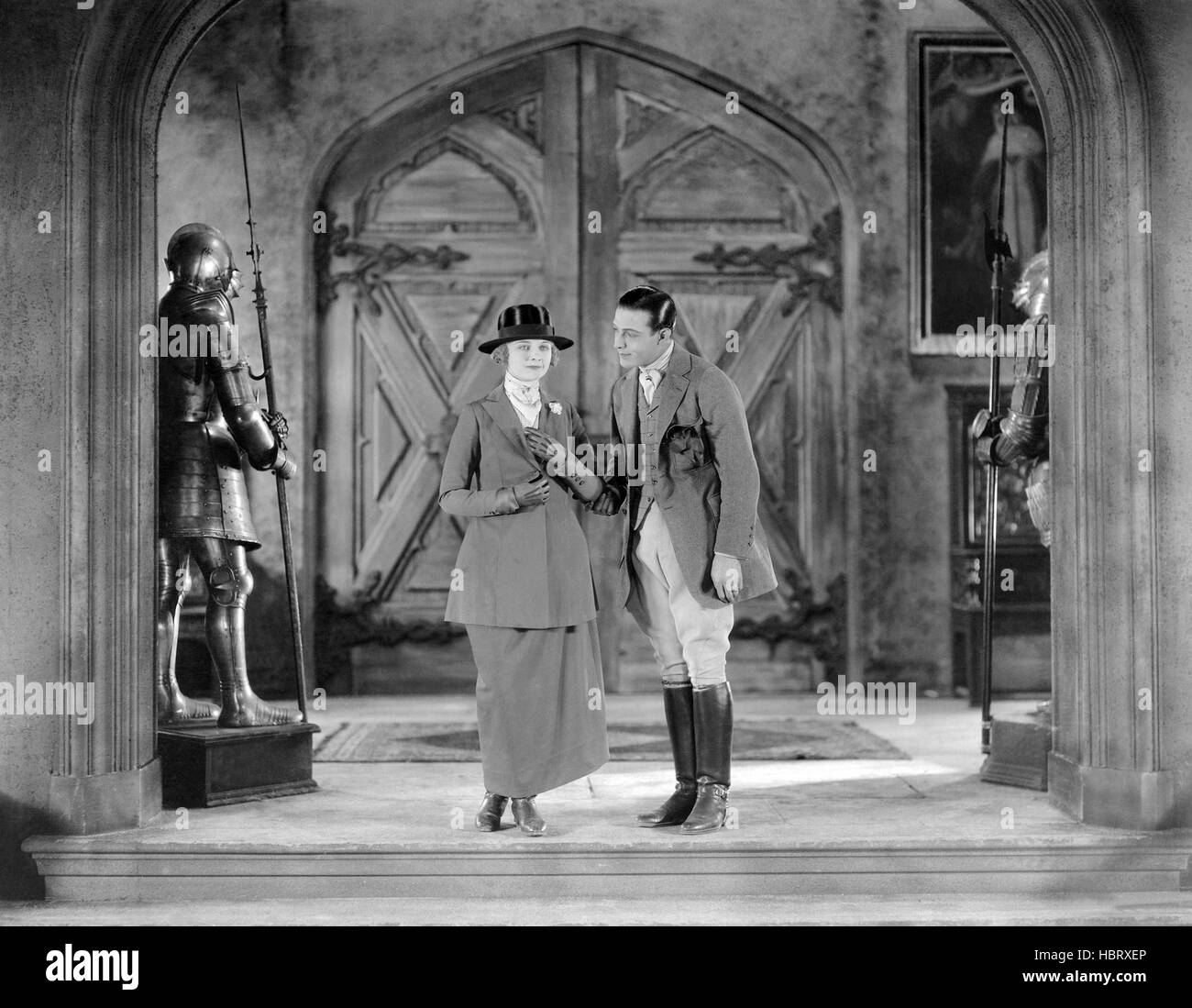 THE FOUR HORSEMEN OF THE APOCALYPSE, from left: Alice Terry, Rudolph ...