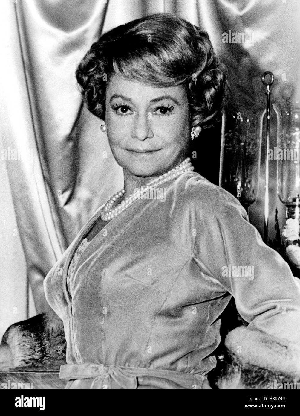 FOR LOVE OR MONEY, Thelma Ritter, 1963 Stock Photo - Alamy