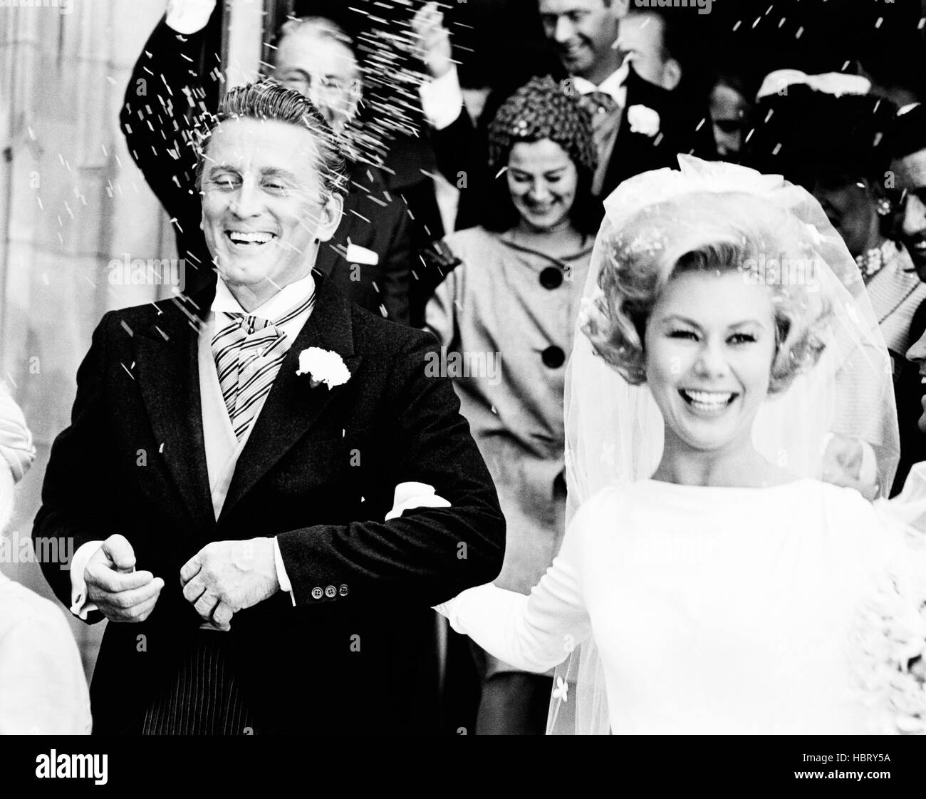 FOR LOVE OR MONEY, from left: Kirk Douglas, Mitzi Gaynor, 1963 Stock ...