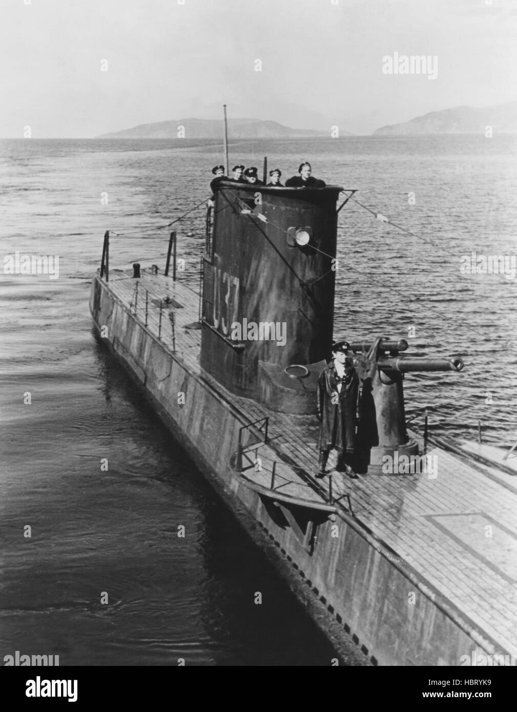 THE FORTY-NINTH PARALLEL, (aka THE INVADERS, aka 49TH PARALLEL ...