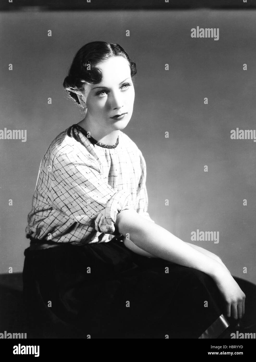 FORGED PASSPORT, Sigrid Gurie, 1939 Stock Photo - Alamy