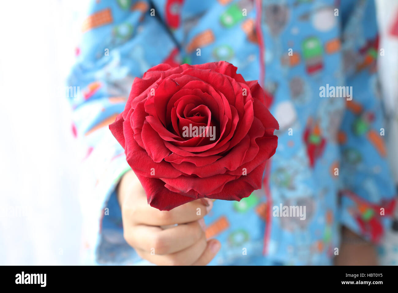 Child gesture pick hi-res stock photography and images - Alamy