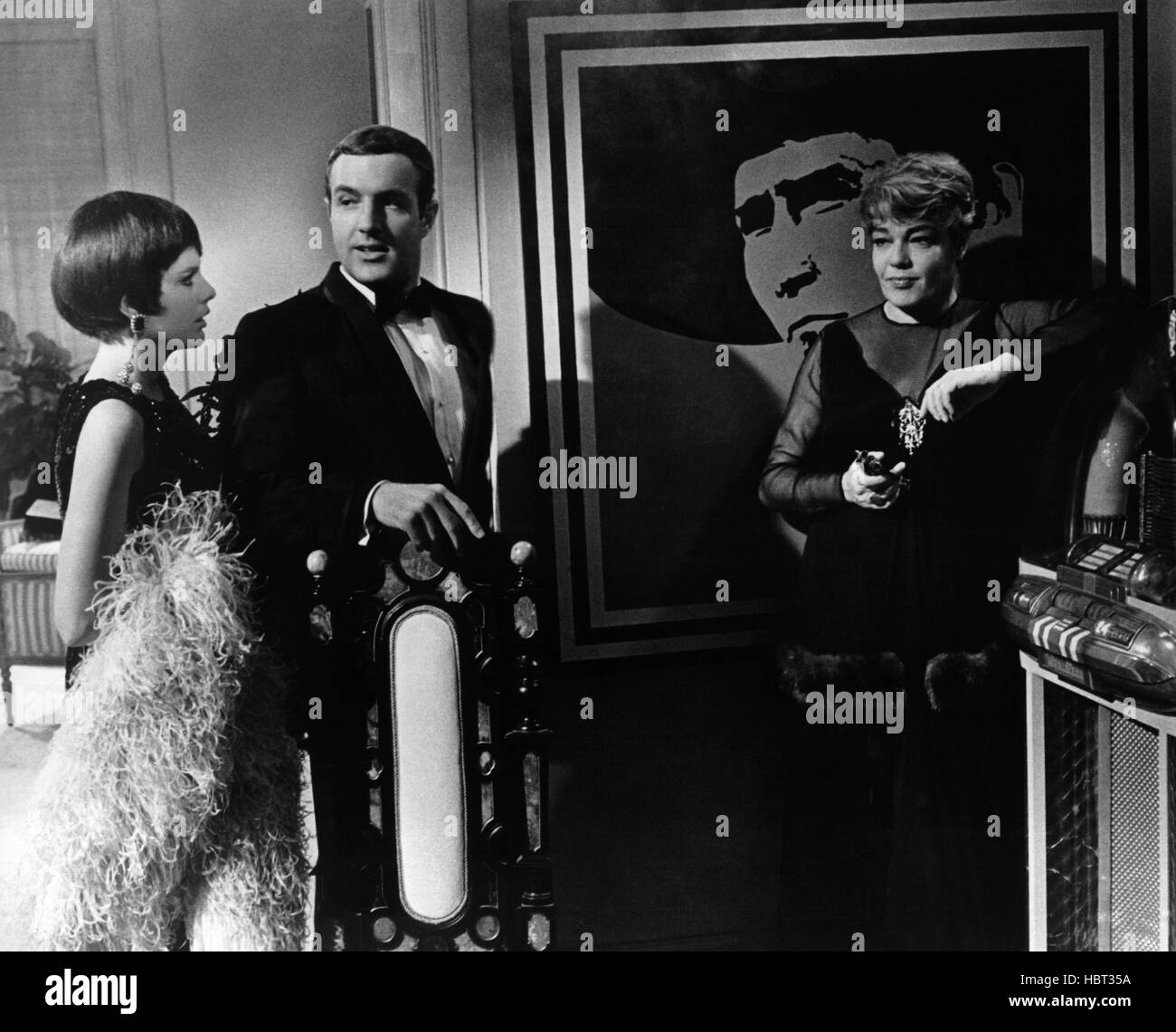 GAMES, Katharine Ross, James Caan, Simone Signoret, 1967 Stock Photo ...