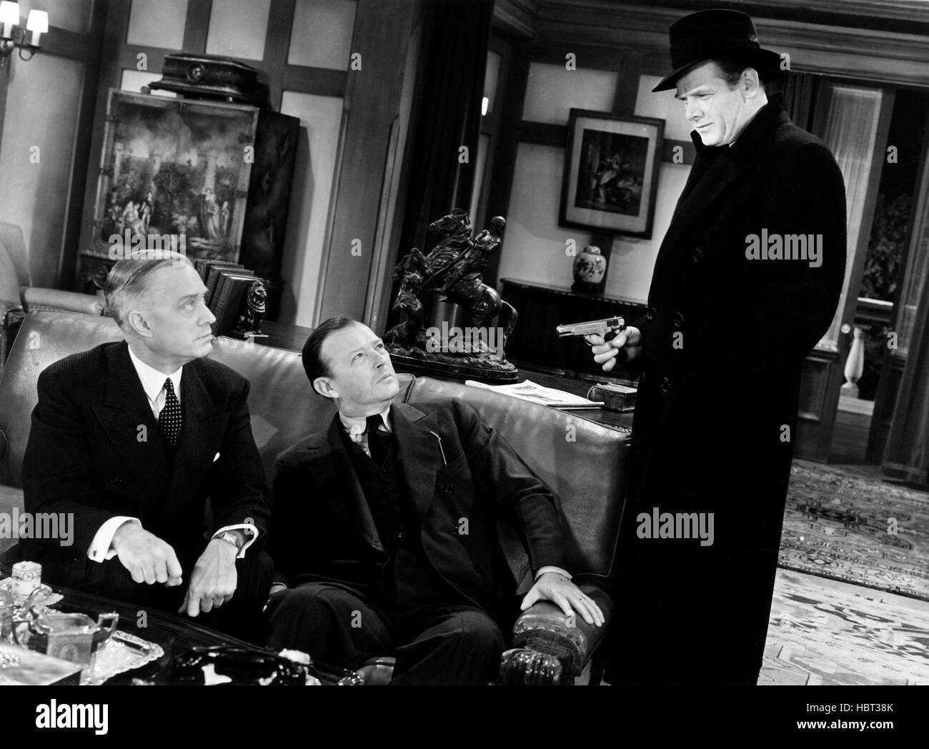 GANGS OF NEW YORK, from left: Charles Trowbridge, Willard Robertson ...