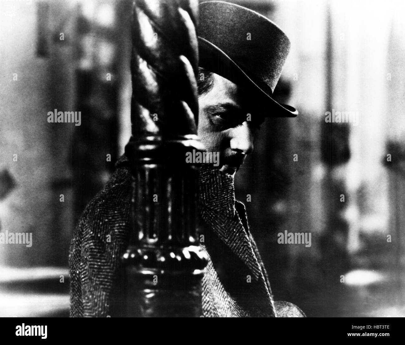 GASLIGHT, Anton Walbrook, 1940 Stock Photo - Alamy