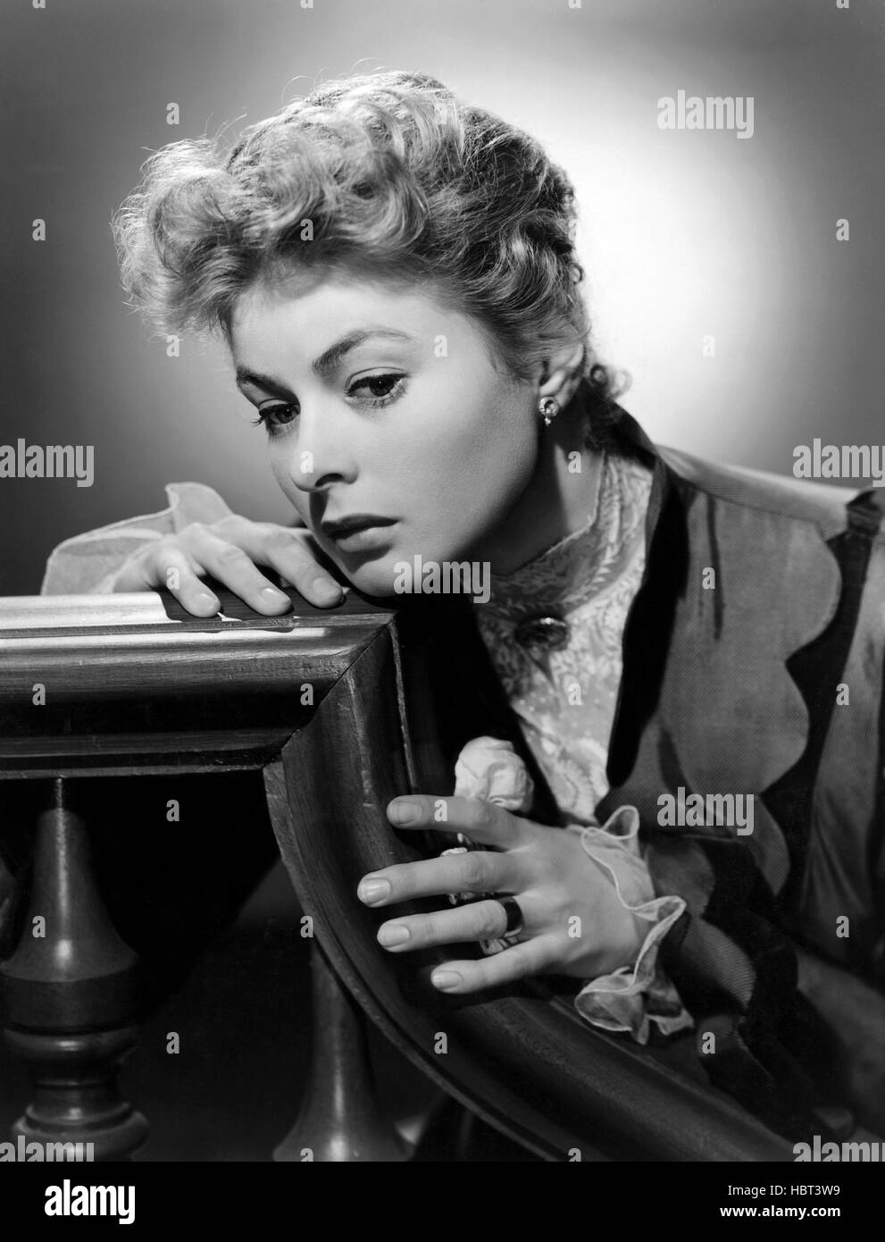 GASLIGHT, Ingrid Bergman, 1944 Stock Photo - Alamy