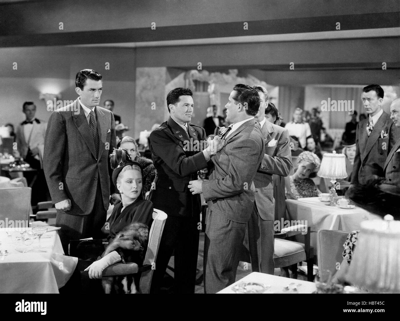 GENTLEMAN'S AGREEMENT, foreground from left: Gregory Peck, Celeste Holm ...