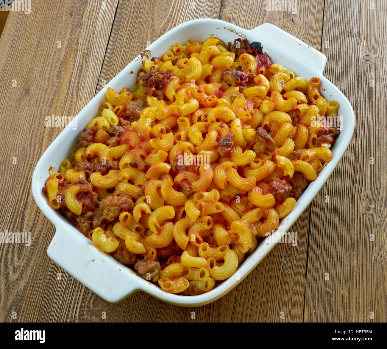 Johnny Marzetti Casserole. Midwestern Italian American pasta dish ...